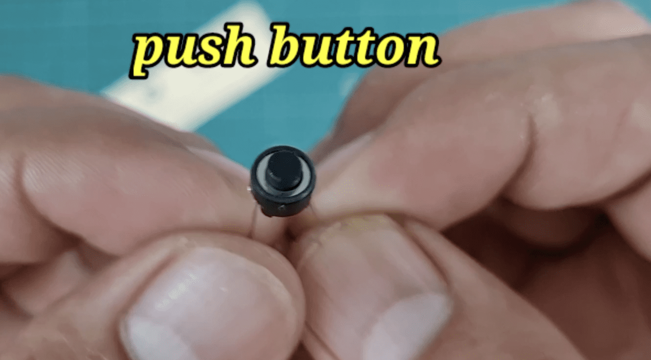 Small GPS Tracker Using Arduino