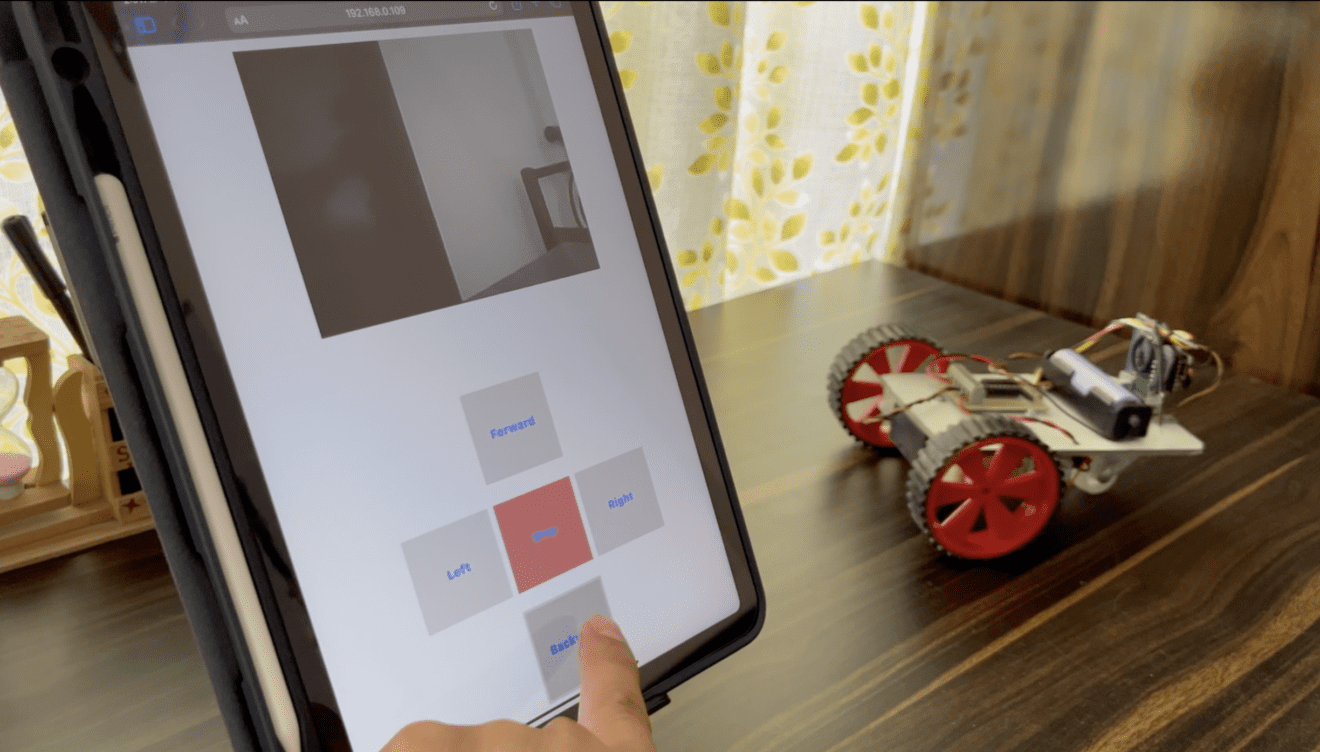 XIAO ESP32S3 CAM Based Surveillance Car